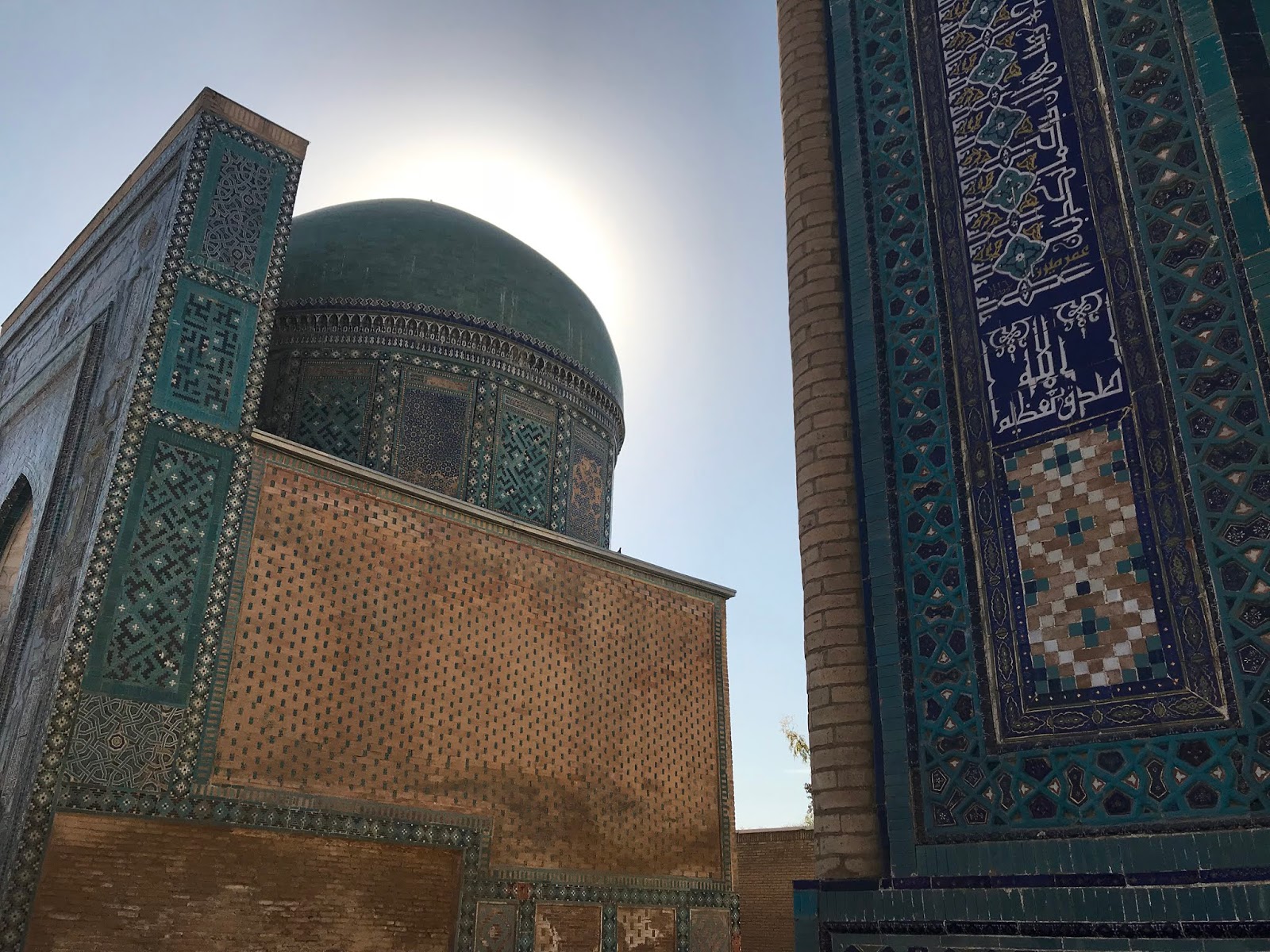 Vilt og vakkert: Shahr-i-Zindar; tenk at jeg kom hit .... til Samarkand!