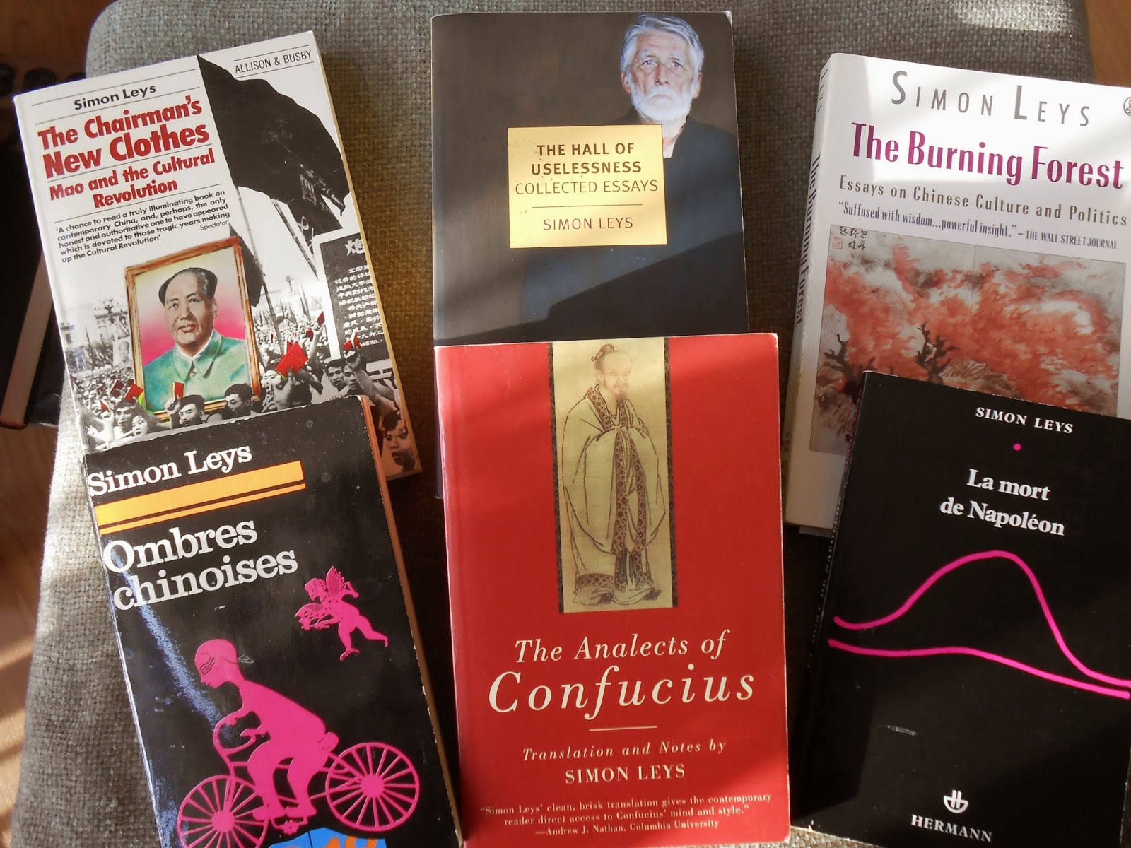 LÁ XANH: THƯƠNG TIẾC SIMON LEYS