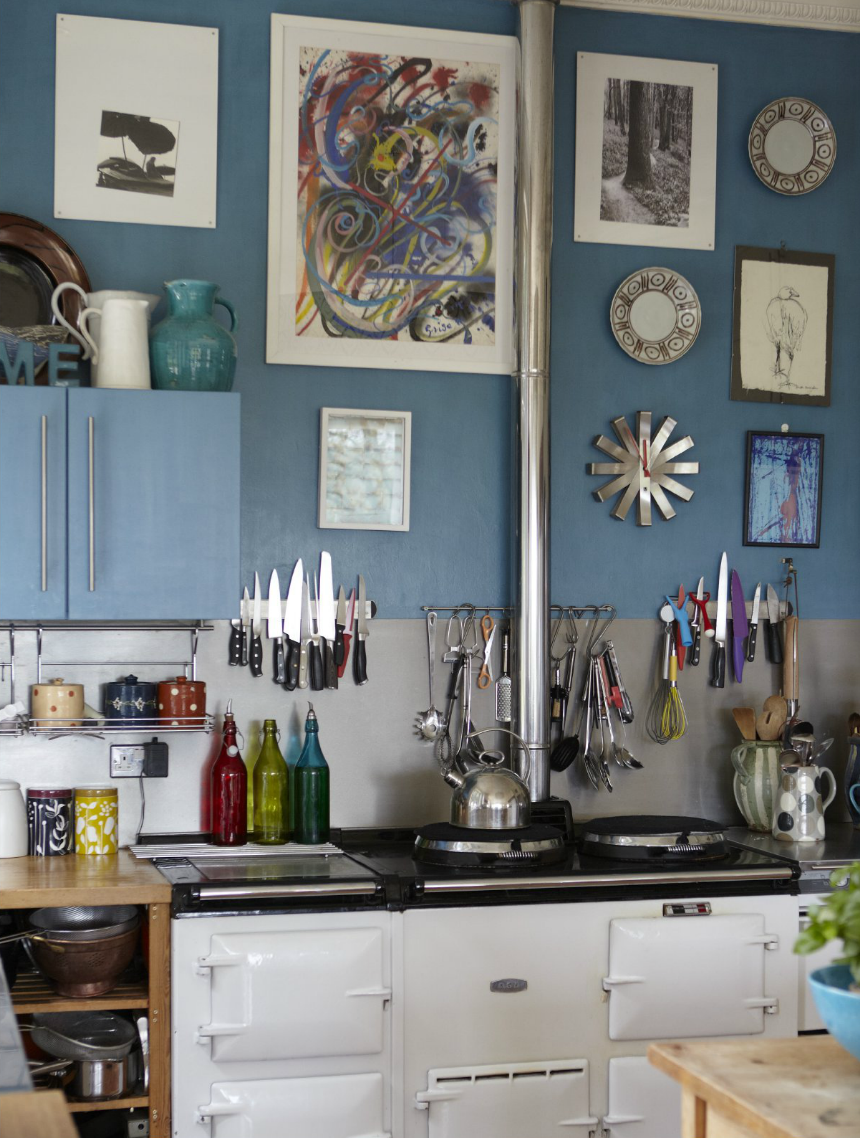 Keltainen talo rannalla: Kaunis yksiö ja sisustuskuvia