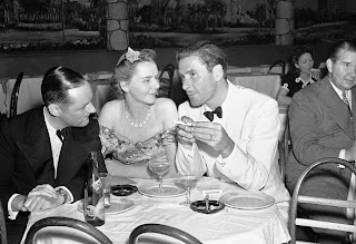 Errol Flynn: Errol Flynn & Parents & Sister