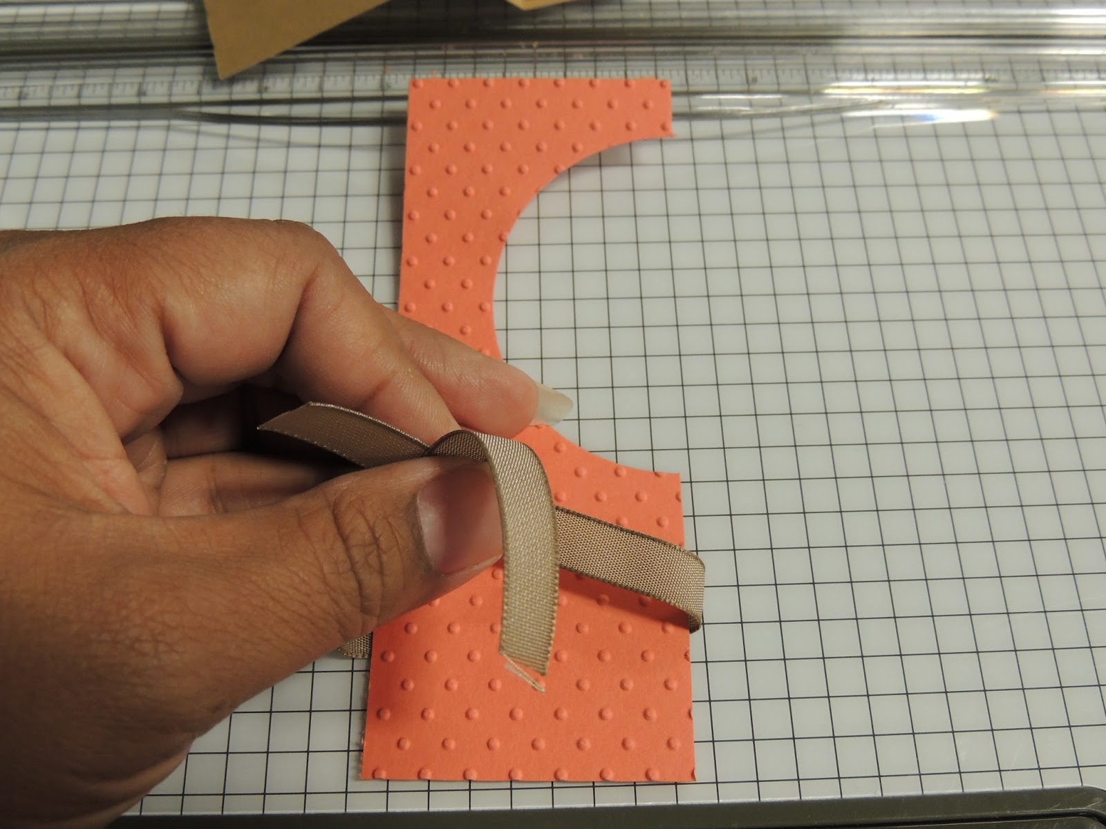 Warrell Creations: Circle Card Thinlits Die With Extended Panel Tutorial