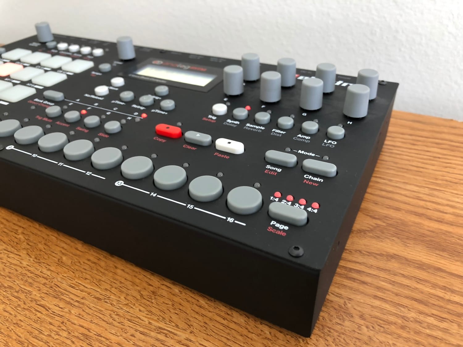 MATRIXSYNTH: Elektron Analog Rytm Analog & sample Drum Machine