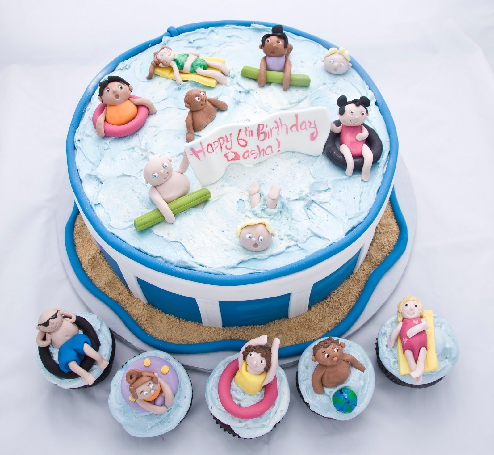 The Crimson Cake Blog: Pool Party Cake and Cupcakes