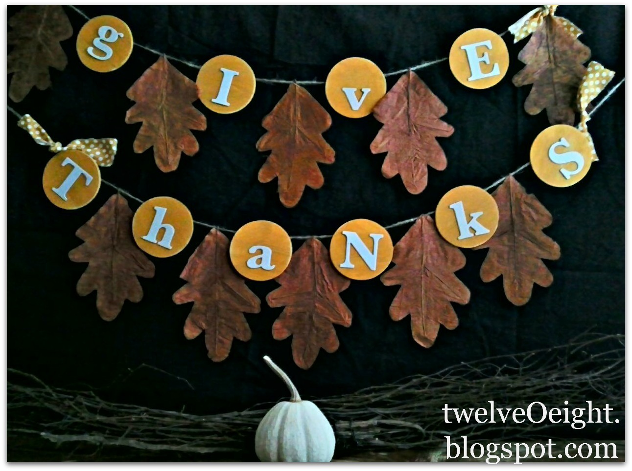 DIY Thanksgiving Banner DIY Thanksgiving Banner