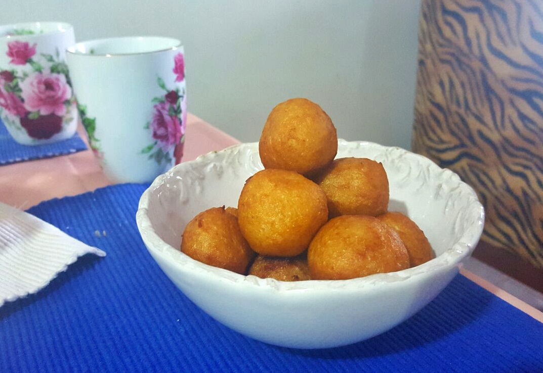 SurayaMSyed: Cucur Manis Kembong