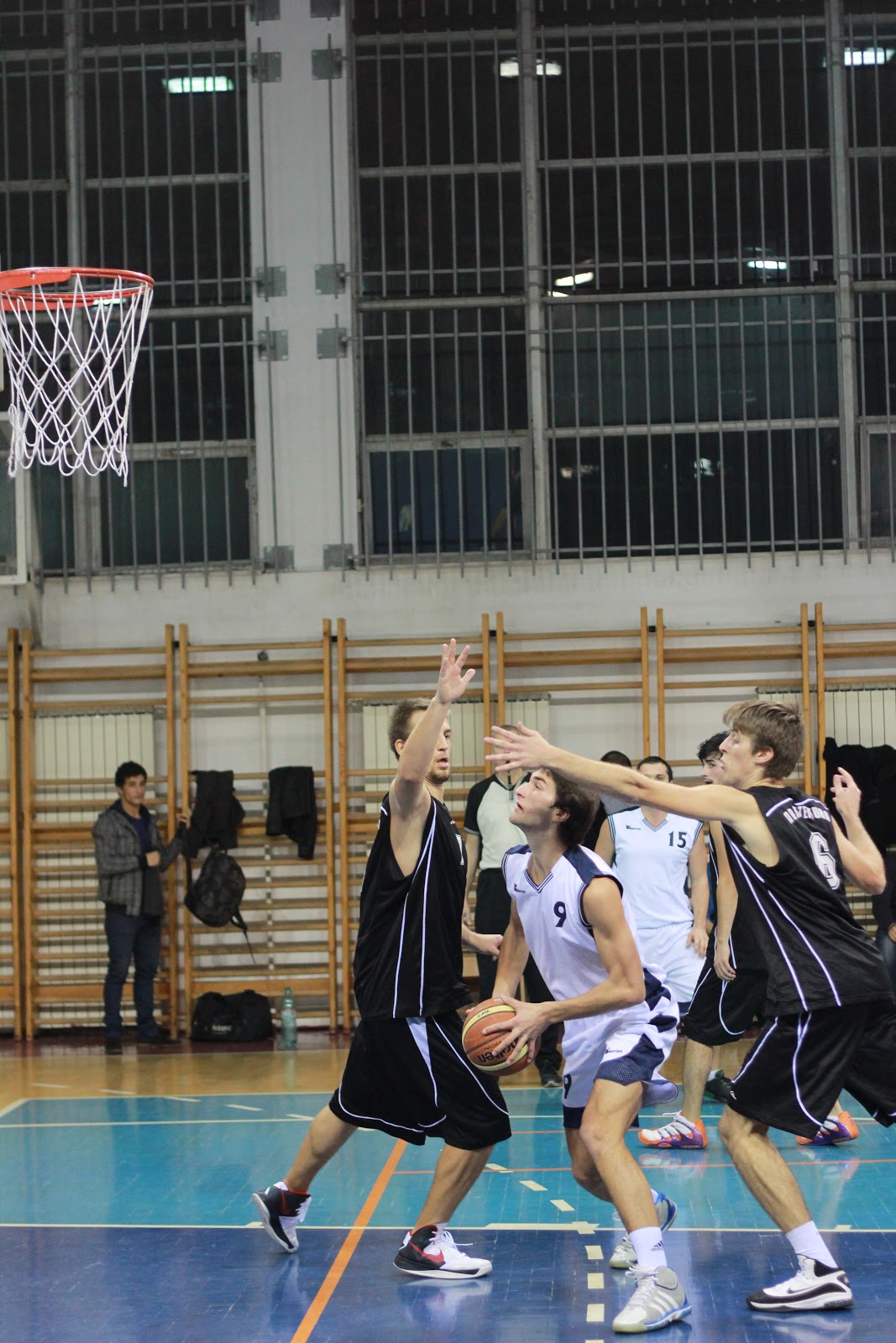 CAMPIONATUL UNIVERSITAR DE BASCHET: POZE