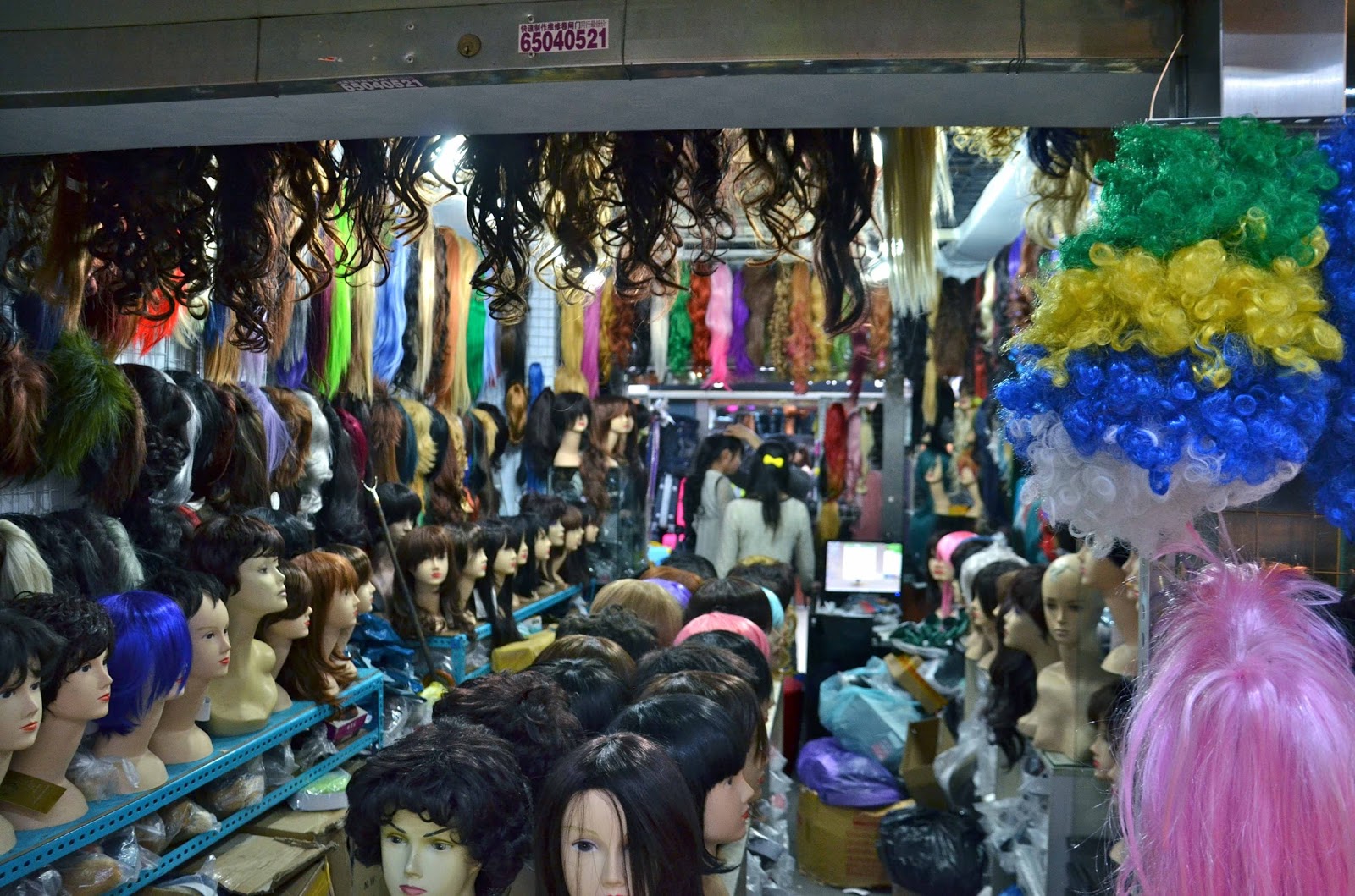 Mood Style Walker: Shopping in Shanghai : Qipu Lu