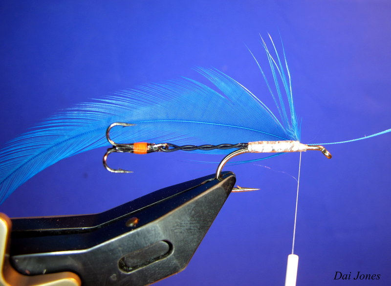 Flies step by step: Secret weapon step by step.