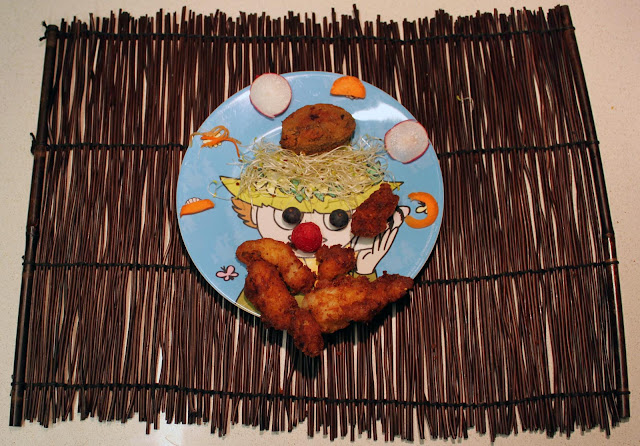 To create moments: WEEK 9. Art food. Dinner with face shape.