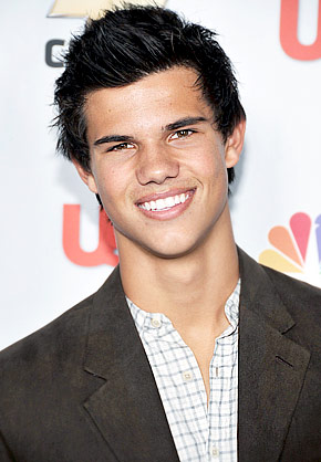 Celebrities Men: Taylor Lautner