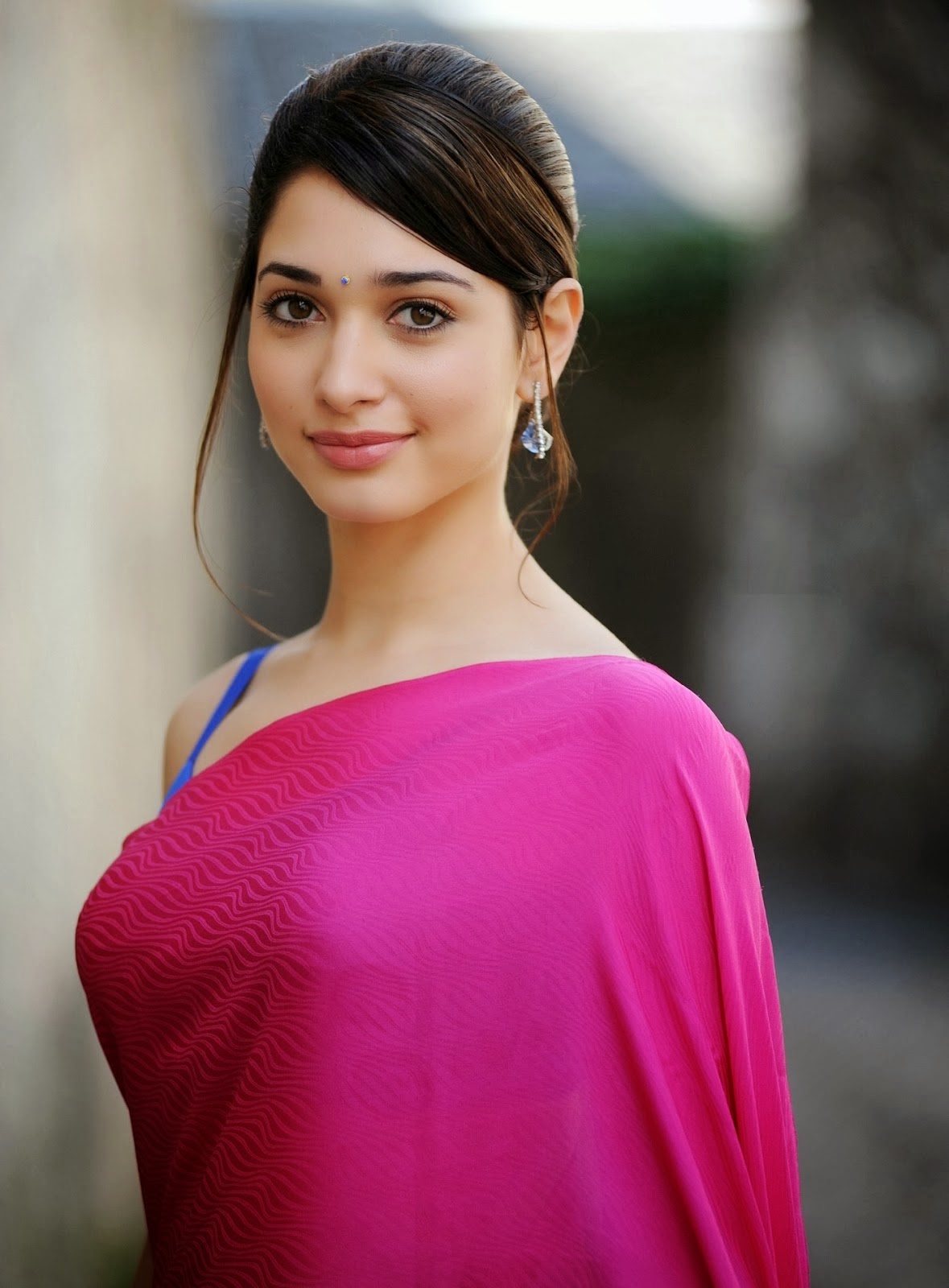Actress Tamanna In Pink Saree And Sleeveless Blouse Electrihot