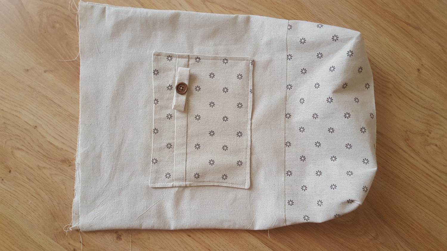 Reversible bag with pocket - tutorial & pattern |Keeping it Real