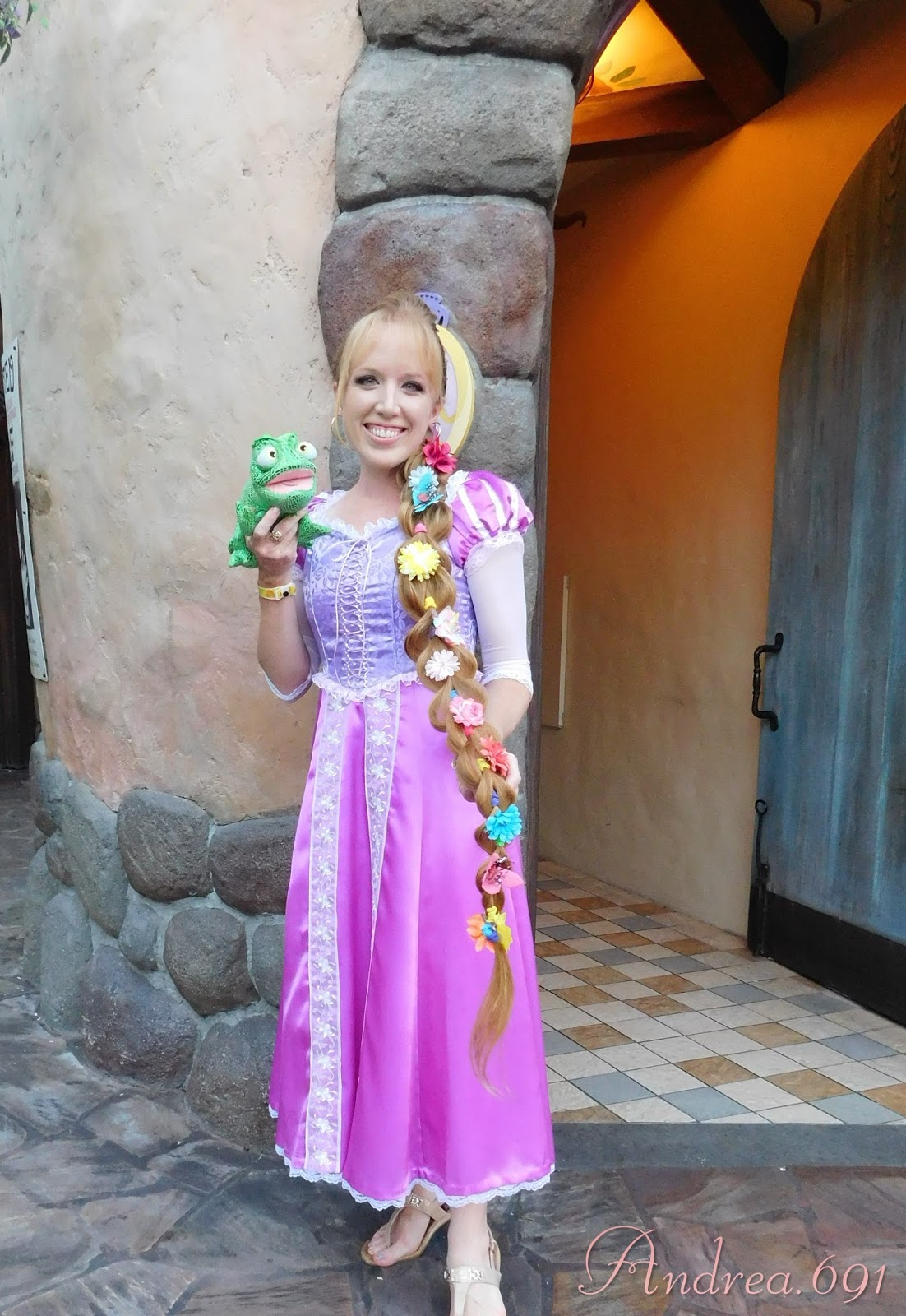 Braids & Hairstyles for Super Long Hair: Rapunzel pictures to celebrate ...