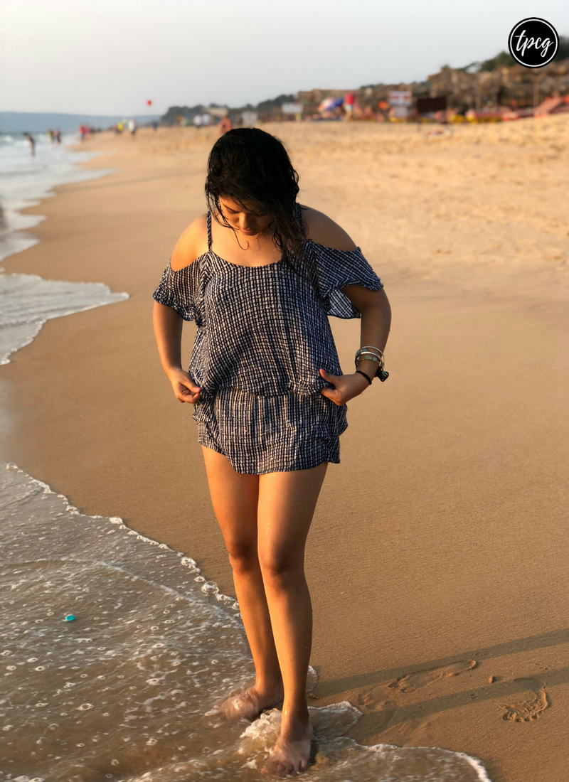 Kissing the Sun at Candolim Beach | Vlog and Pictures - The Pretty City ...