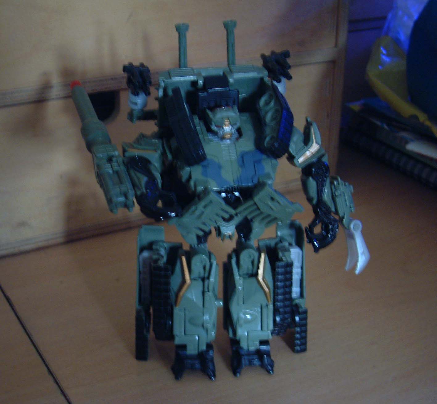 THE TRANSFORMERS: 2007 MOVIE DELUXE BRAWL AKA DEVASTATOR