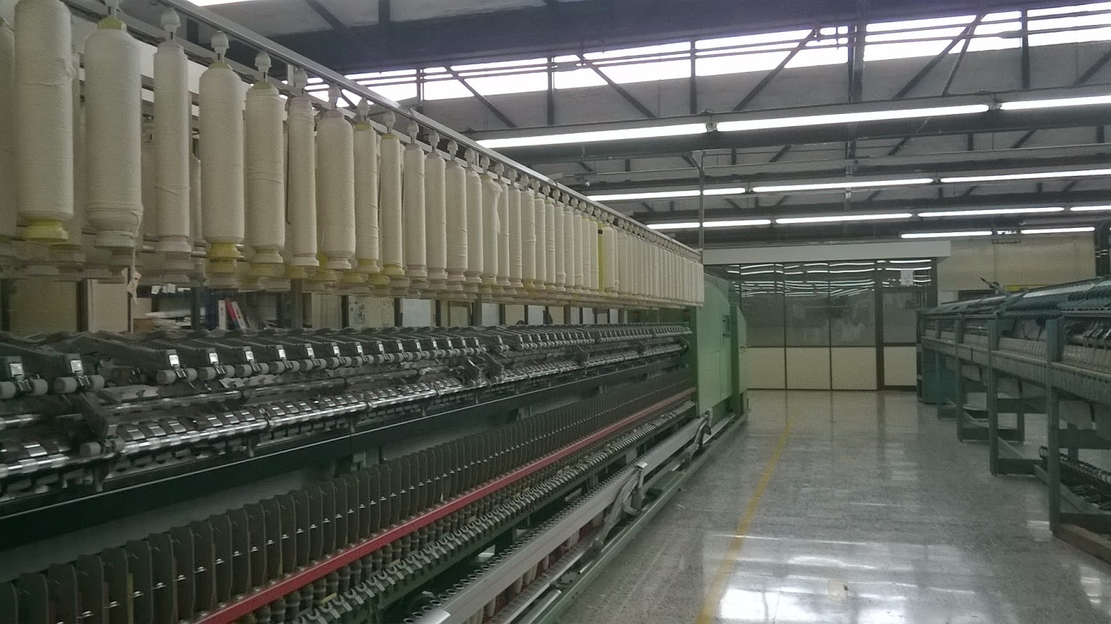 MÉTODOS DE HILADO: INTRODUCCIÓN A LA HILATURA