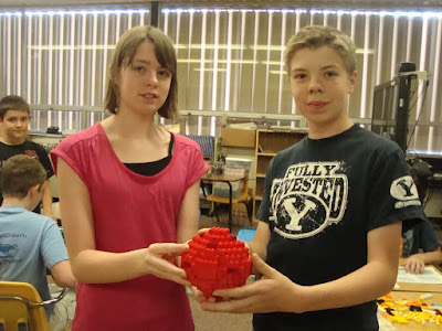 Wiggle, Poke, Giggle, Zoom: Another LEGO ART class