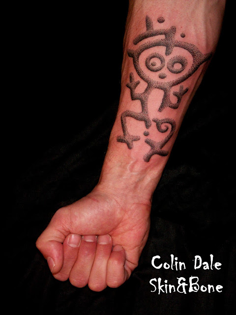 SKiN&BoNE: Helleristning, Rock Art and Petroglyph inspired tattoos