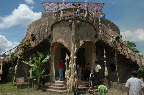 I'm Just Saying...: North Borneo Folklore : Origins of the Dusunic People