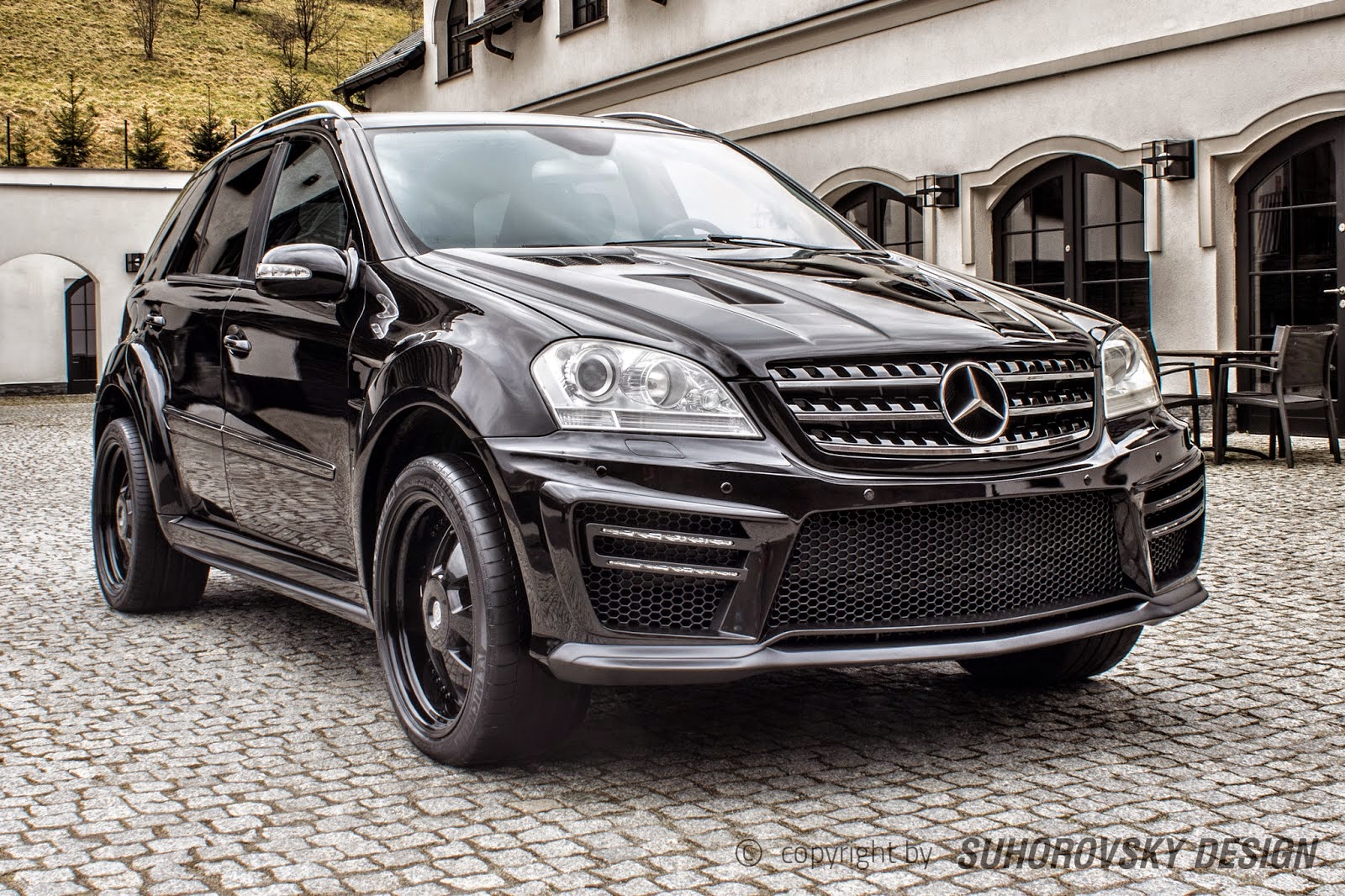 Black on Black Mercedes-Benz W164 ML-Class MAE Wheels | BENZTUNING