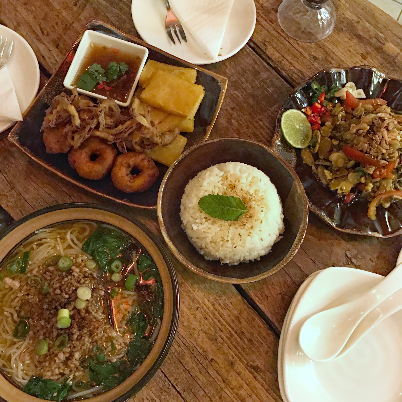 Burmese Food At The Shan State / LUCY LOVES TO EAT