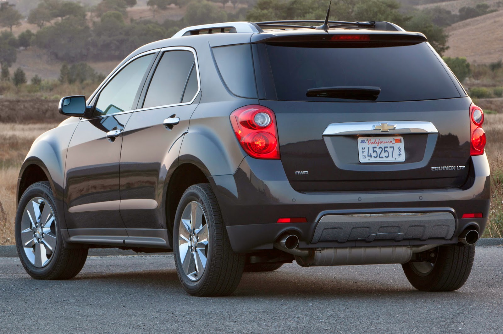 Auto Car: Chevrolet Equinox 2014