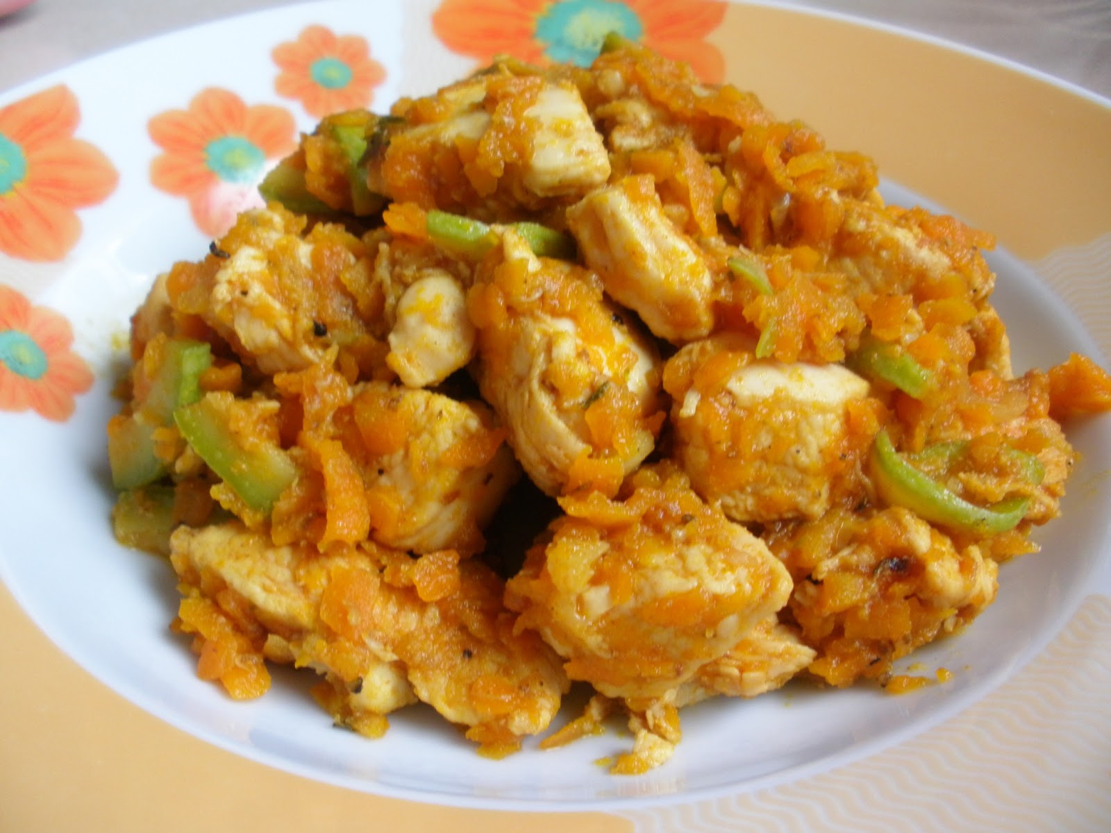Come to cook: κοτοπουλο τηγανια με καροτο και κολοκυθι
