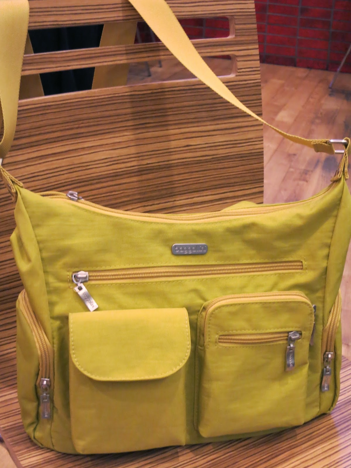 Susan's Disney Family: Baggallini bags, a travel must! #Giveaway