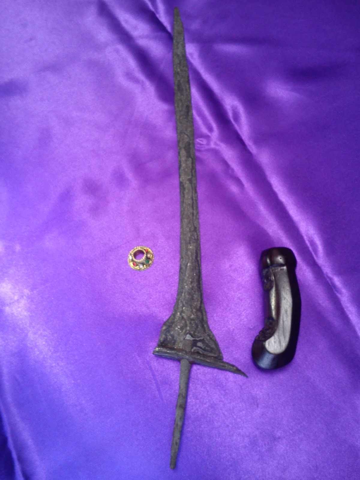 Wesi Aji Indonesia: Keris Panji Wilis Jimat Meteorit