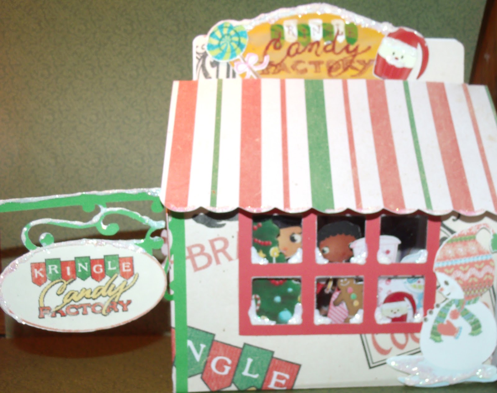 Scrappin' Nanapuddin: Welcome to the Holly Jolly Blog Hop!