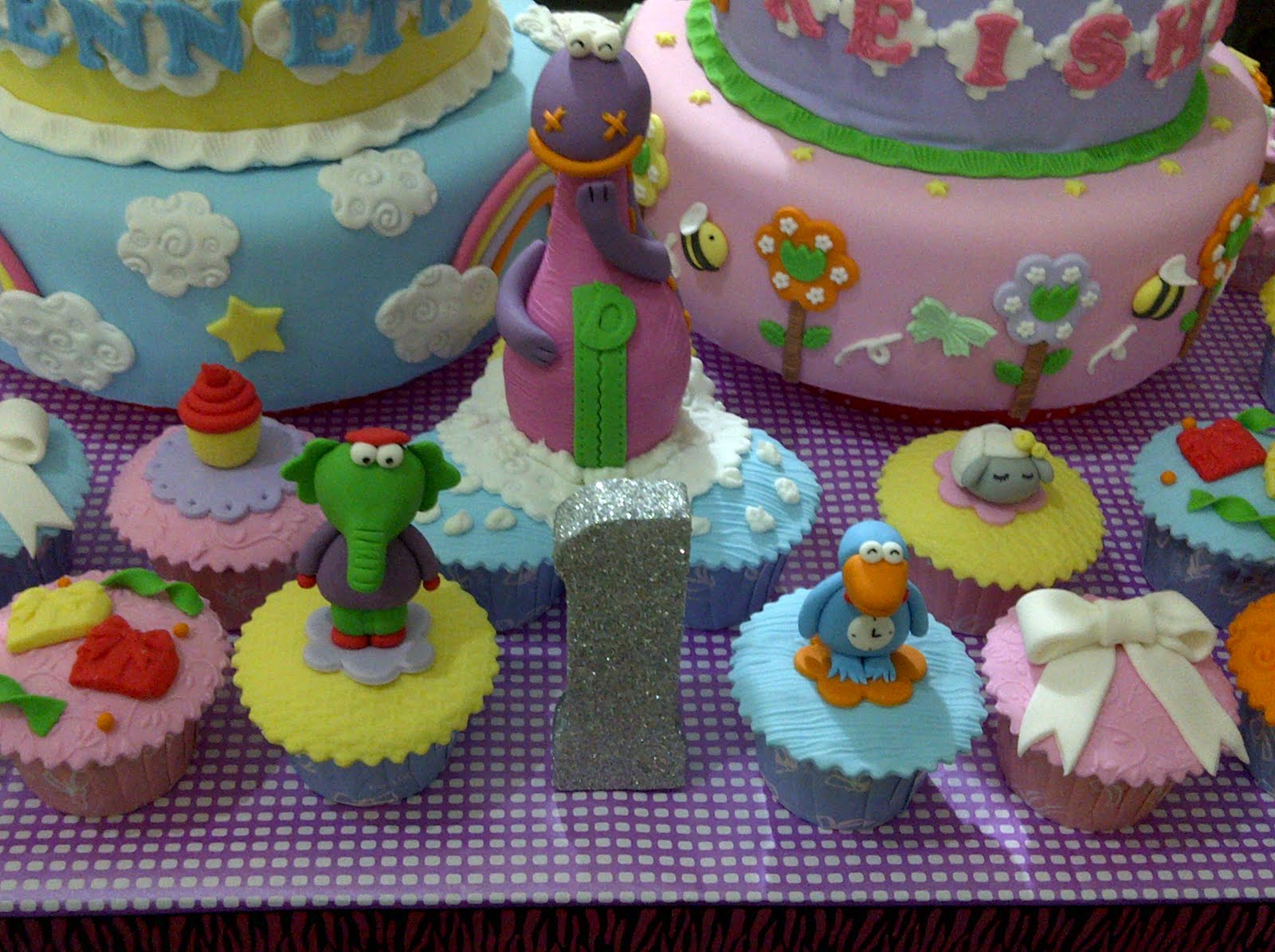 C@C Cake: Dibo the Gift Dragon