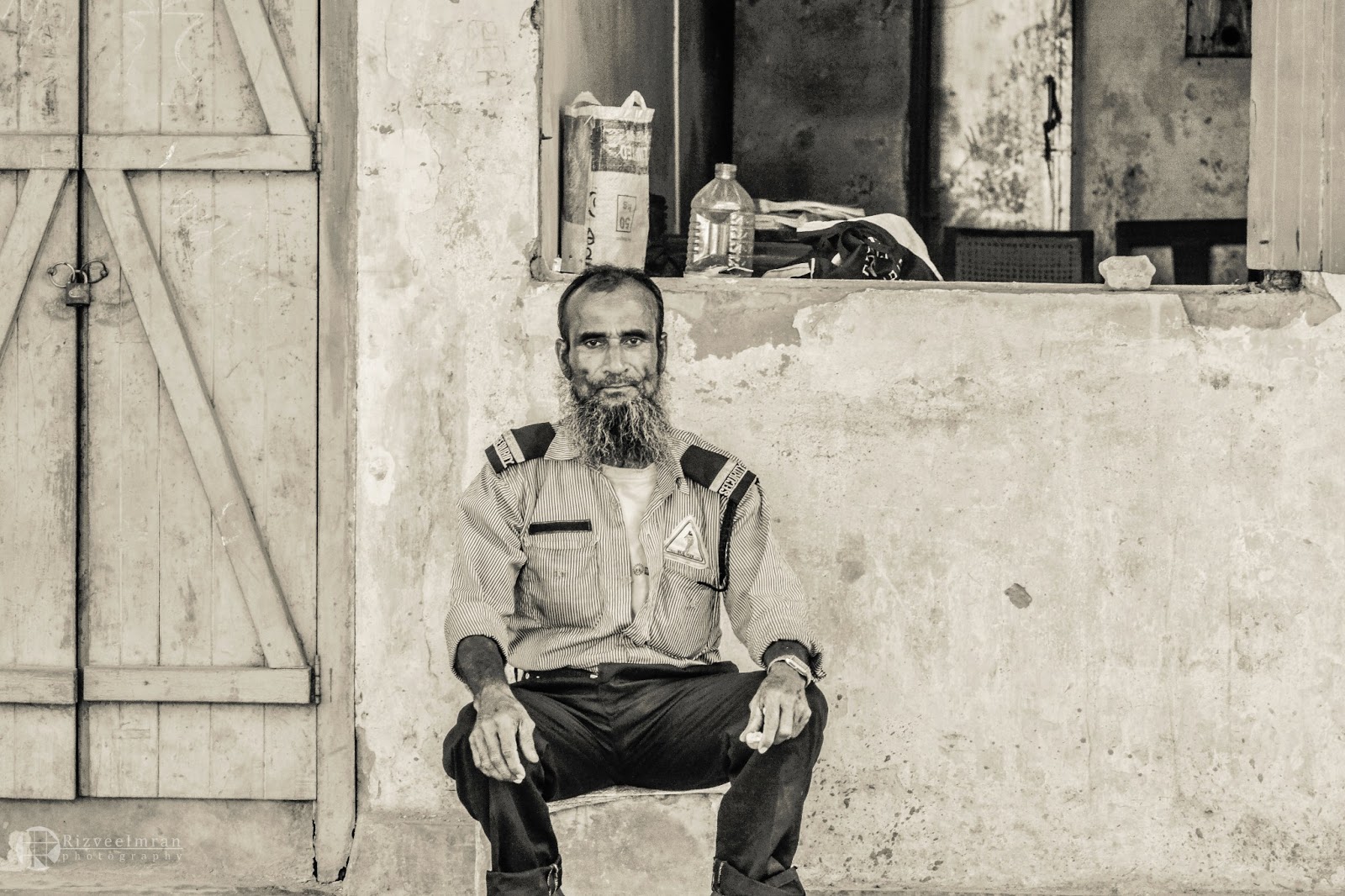 Lifeless words: Story of an old watchman