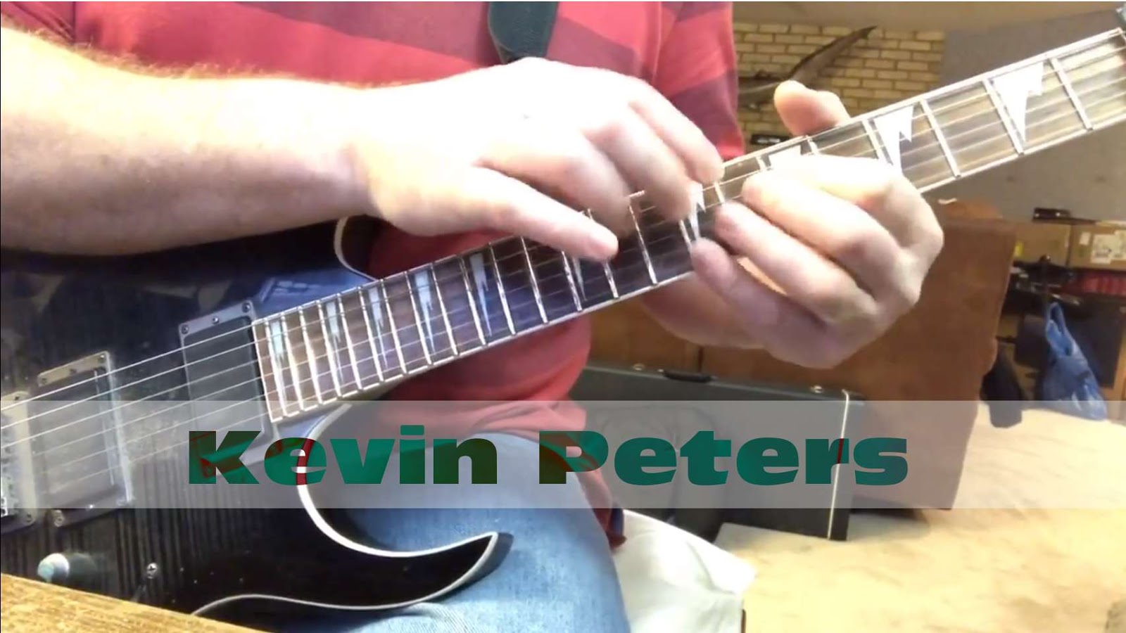 Kevin Peters: Trio Band Creator - two handed performance