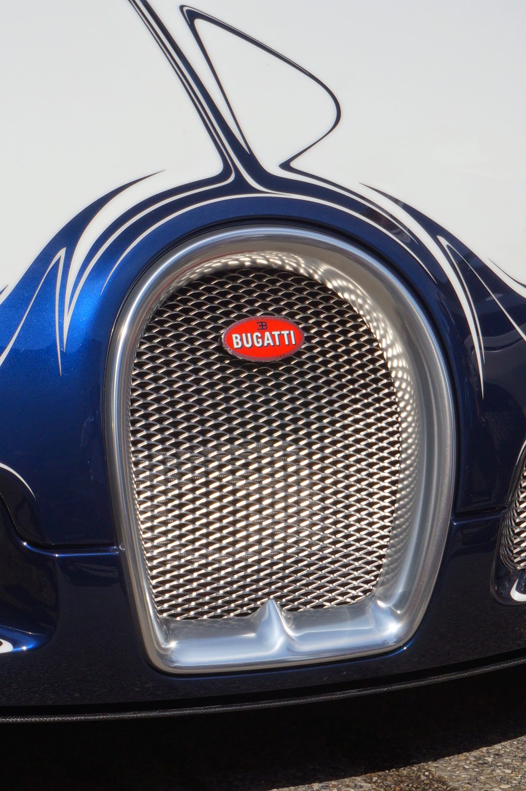 Passports & Pommes Frites : I Woke Up In A New Bugatti