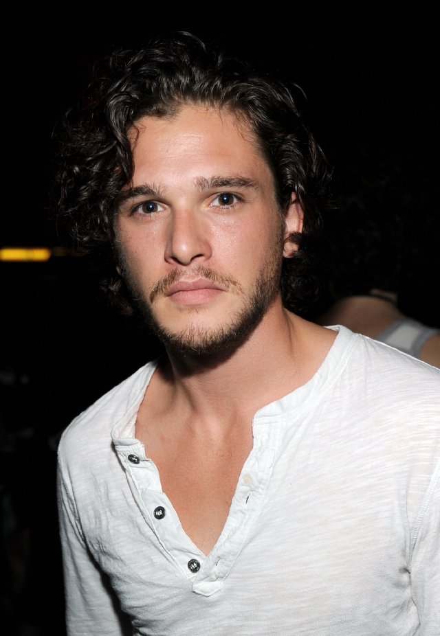 Kit Harington Hairstyles and Curly Hair Pictures - Mane Inspiration!