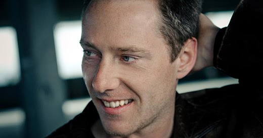 Landestheater Linz: 13 Fragen an Alexander Julian Meile