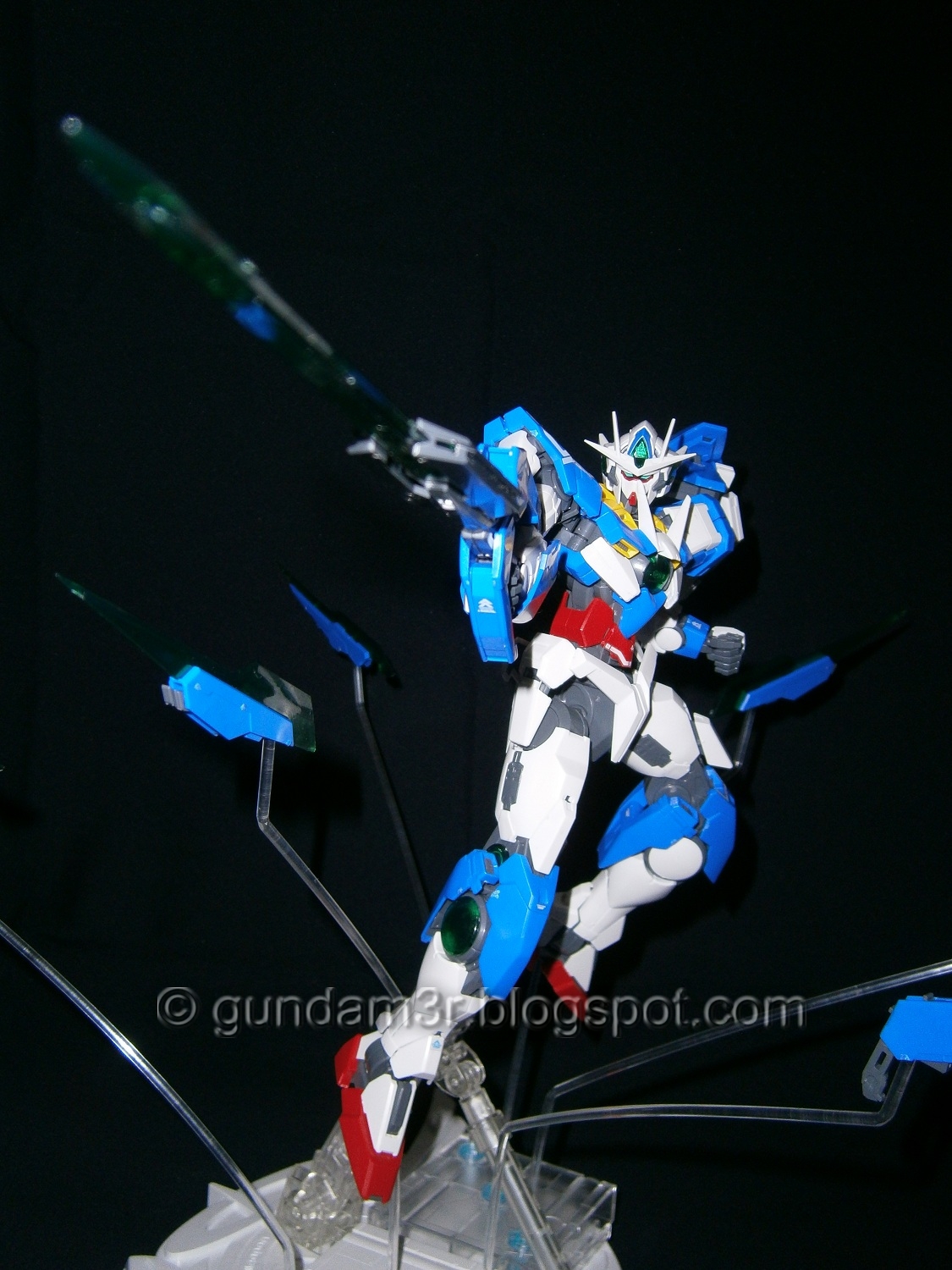 Gundam 00 Quanta MG Review Part 3