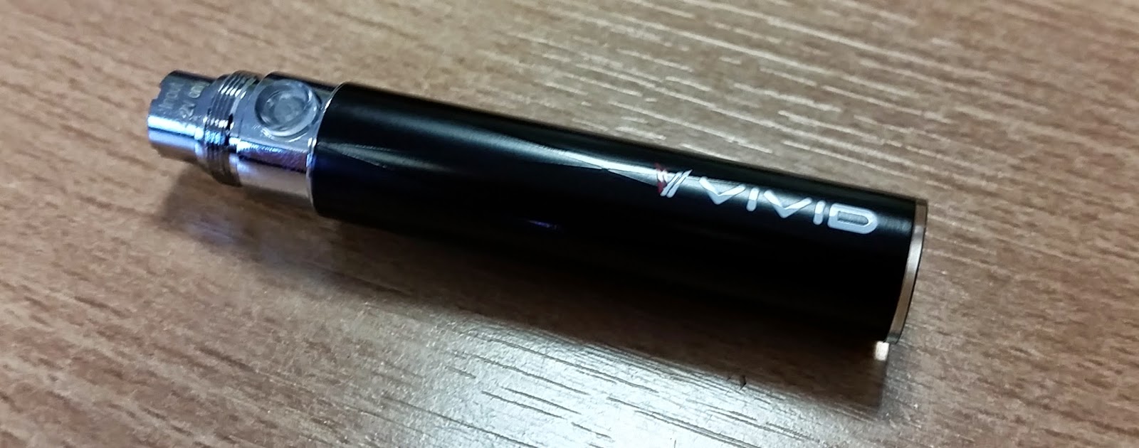 Review of the Vivid Electronic Cigarette Starter Kit from Vividvapour.com