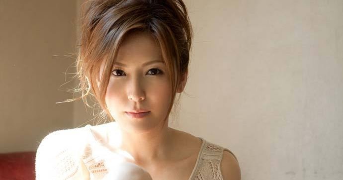 Adult Star In The World Japanese Top Av Star Yuna Shiina Biography
