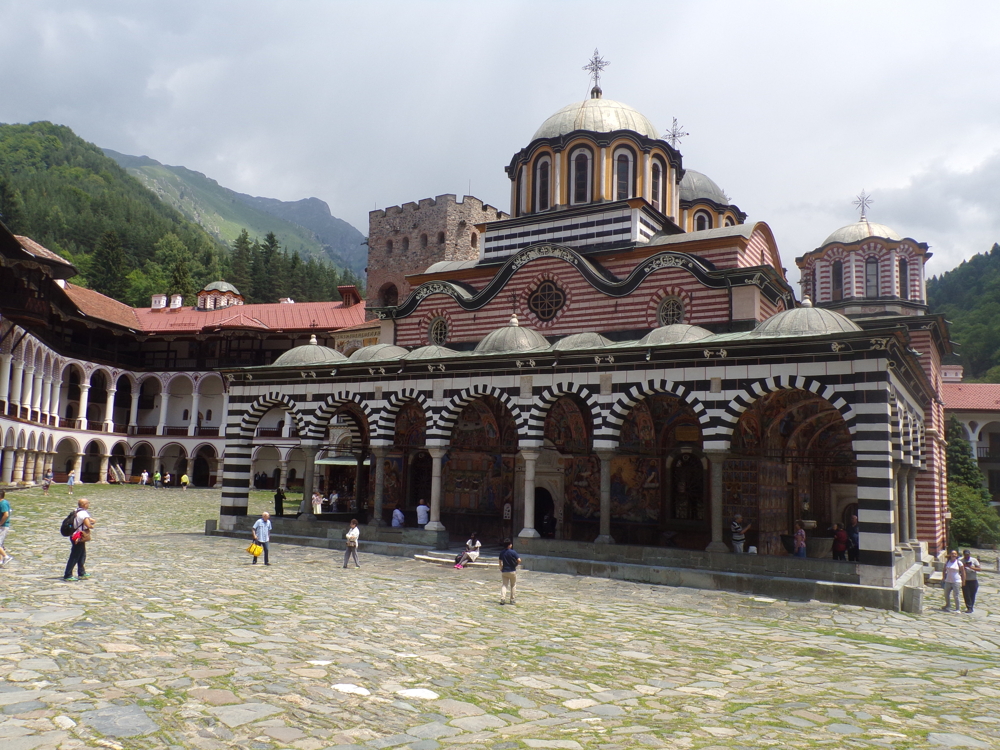 El mundo a tus pies: El Monasterio de Rila, un tesoro medieval en Bulgaria