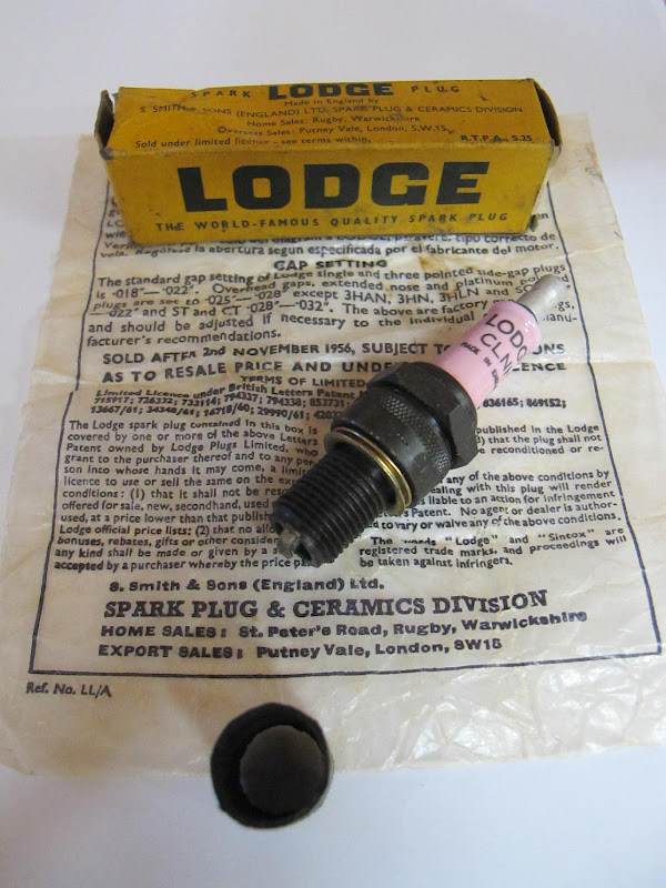 CKD Boats - Roy Mc Bride: Lodge CLNH spark plug