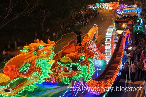 little Joy: Chingay floats to the Neighbourhood!