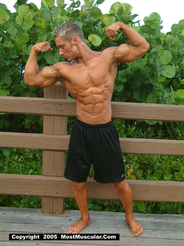 the beauty of male muscle: Myles