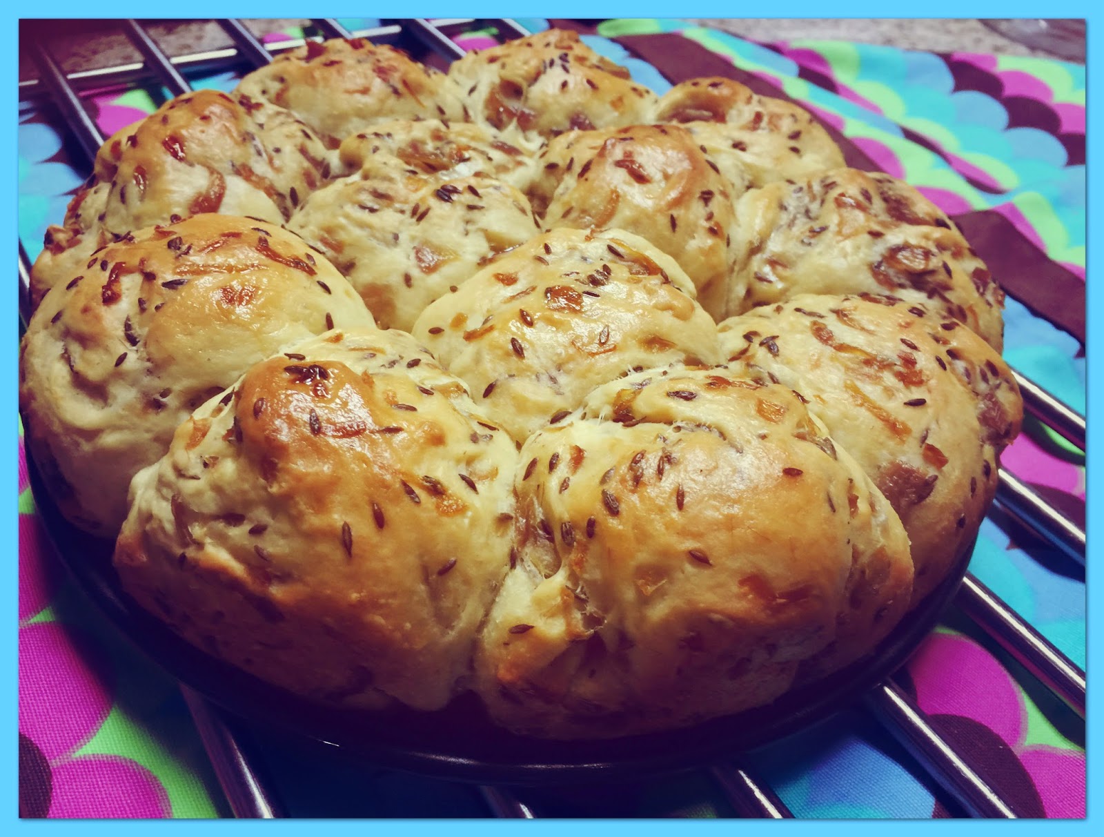 Cumin and Onion Pull-Apart Dinner Rolls