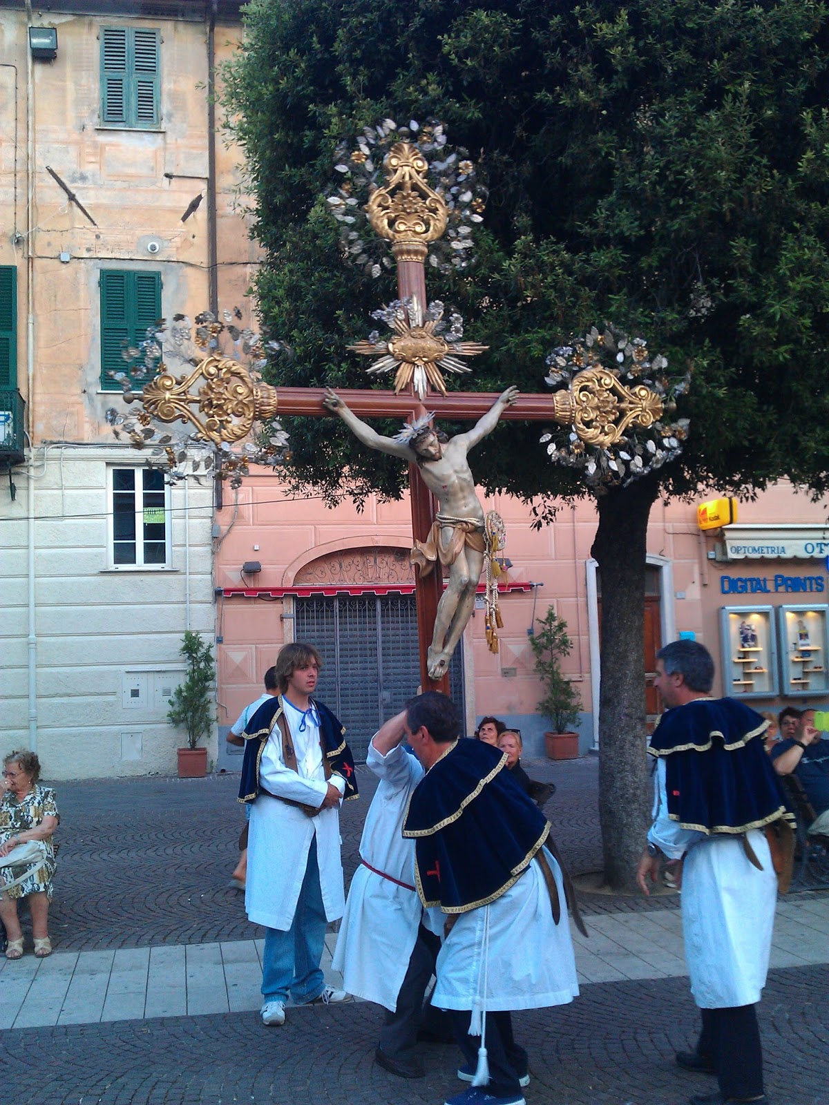 il mondo di Za: Diario di una vacanza in Liguria: Le Confraternite