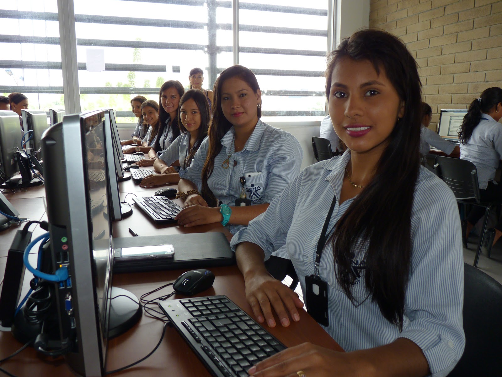 EN ACCIÓN: El SENA tiene más de 80 mil cupos de formación titulada