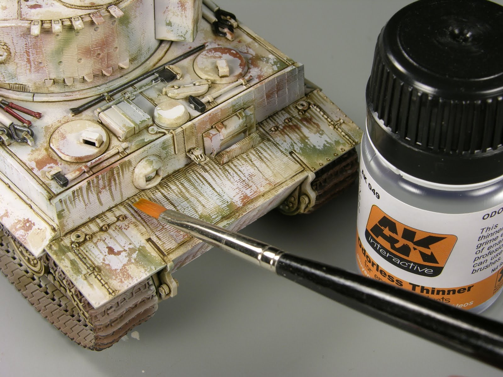 MIG JIMENEZ: Tiger I 1/48 Winter camo "Part 2"