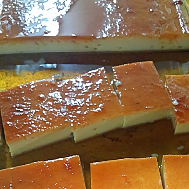 Azucar Prieta: El Flan Dominicano