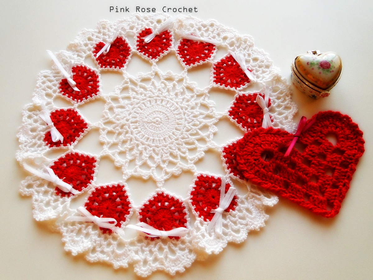 Pink Rose Crochet: Ring of Hearts Doily
