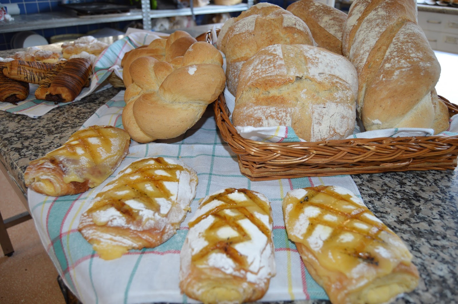 PANADERS: FOTOS Examen pràctic final, del mòdul d'ELABORACIONS DE FORN ...